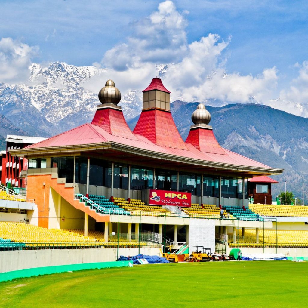 Amb Andaura to Dharamshala Taxi Service: Convenient Travel